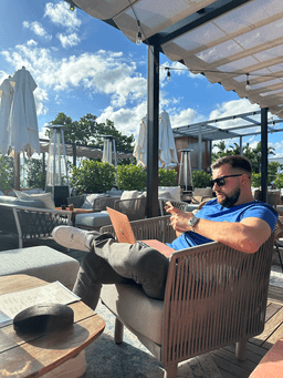 GoldDaddy - Gold Price Tracking & Investment App